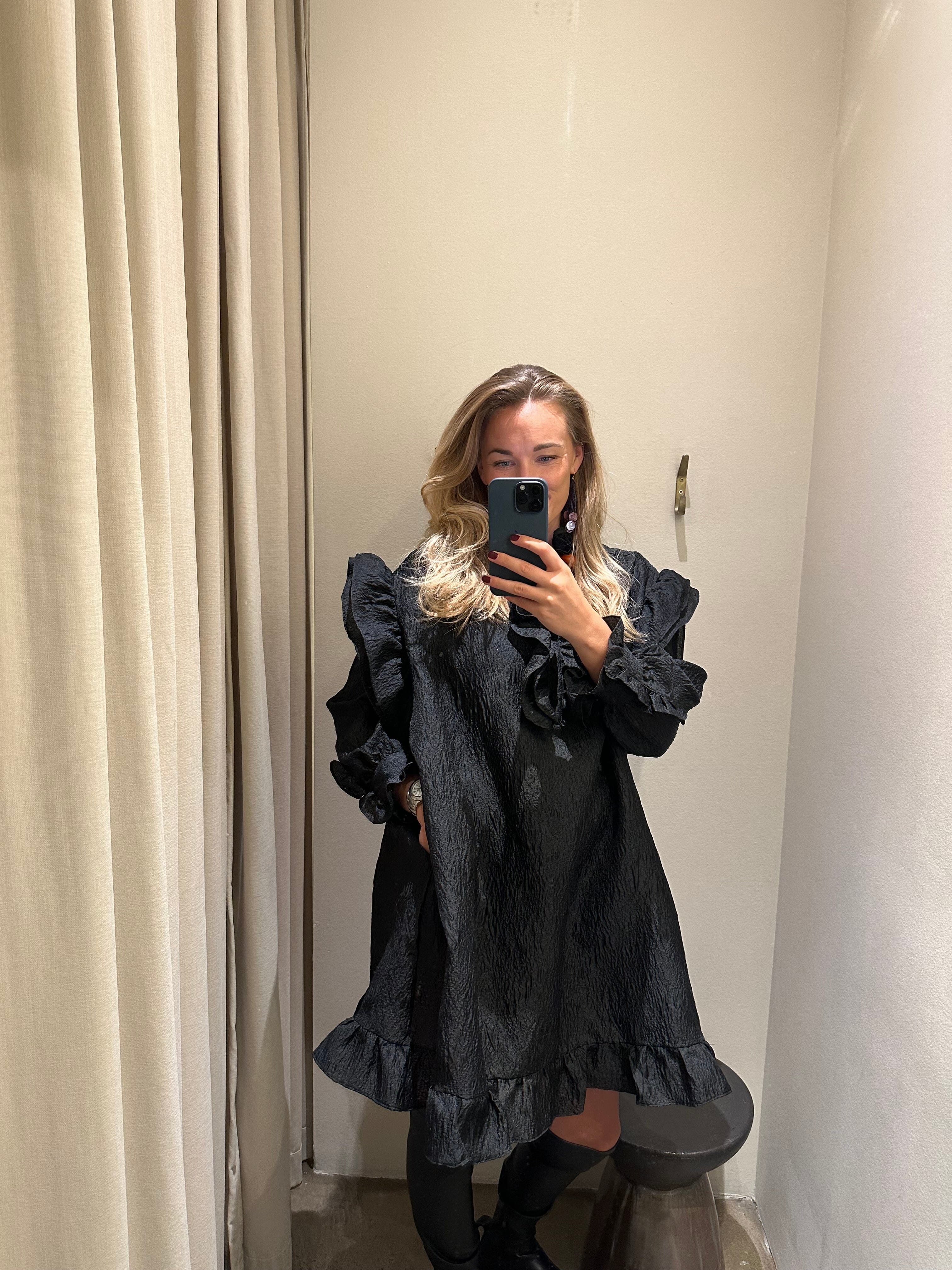 Sari Dress Jet Black – Joseph Copenhagen